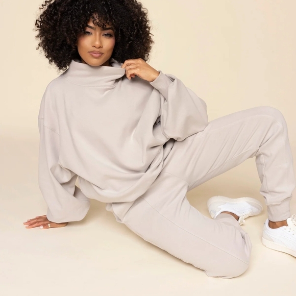 POPFLEX | Pants & Jumpsuits | Popflex Ooey Gooey Jogger Mockneck Set ...
